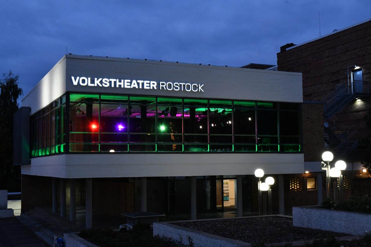 Volkstheater Rostock - Mecklenburger Parkland